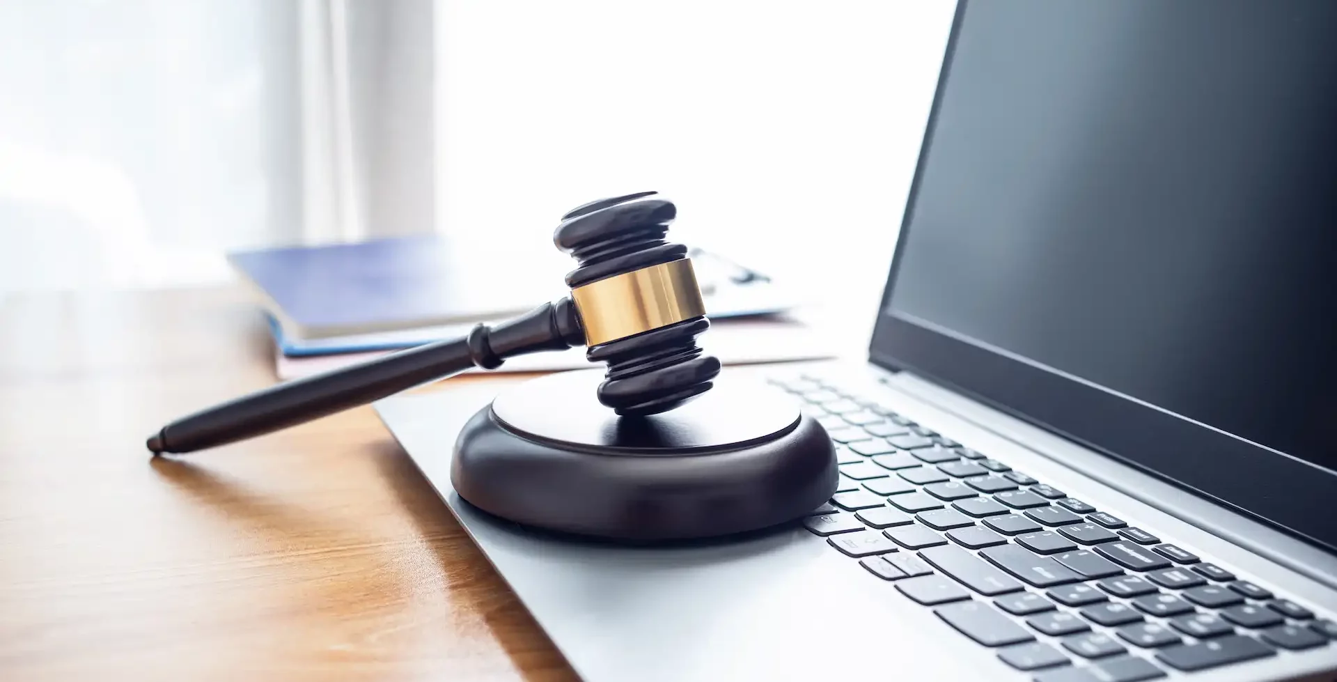 Social Media Legal Risks for Public Entities & How to Avoid Them Social Media Legal Risks for Public Entities & How to Avoid Them